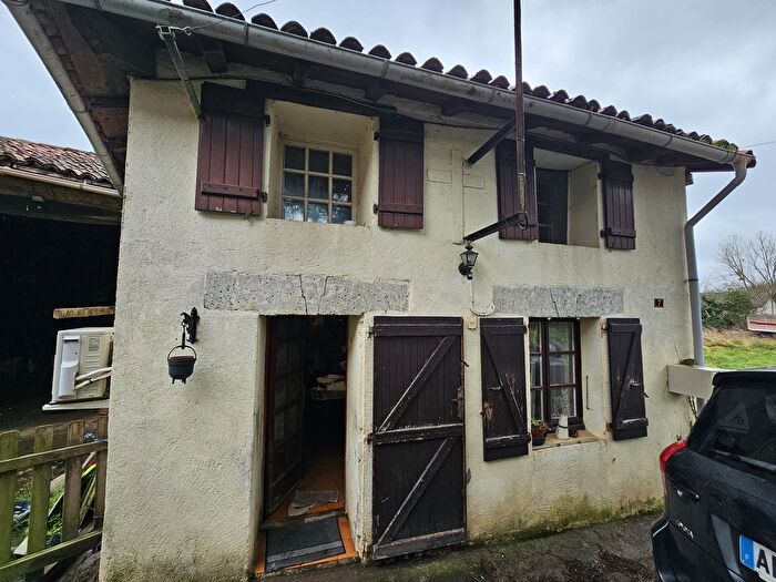 Saulgond - Maison 4 pièces à vendre