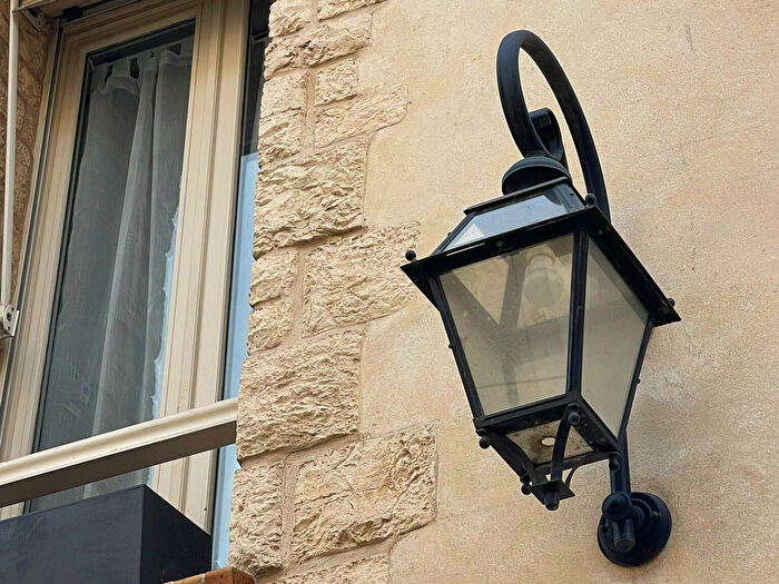 Appartement à vendre - Chennevières-sur-Marne, Centre-ville - 4 pièces - 3 chambres