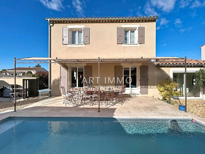 Maison à vendre - Robion - 5 pièces - 4 chambres