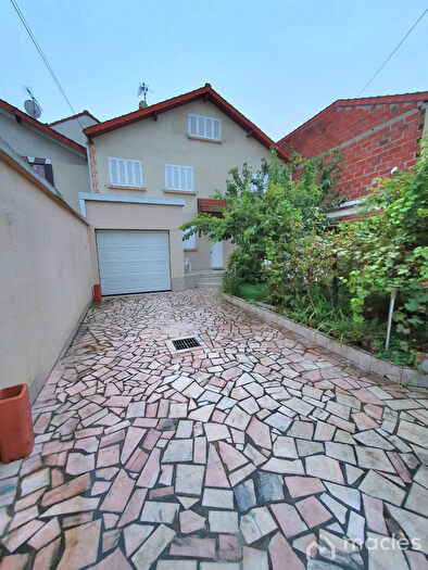 Maison à vendre - Pierrefitte-sur-Seine, Nord - 6 pièces - 5 chambres