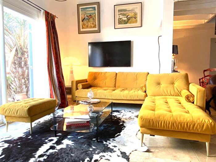 Maison à vendre - Saintes-Maries-de-la-Mer - 4 pièces - 3 chambres