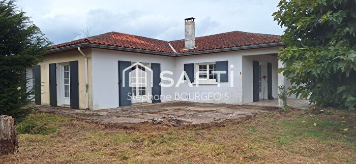 Maison 6 pièces à Le Chay, à vendre