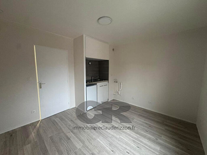 Appartement à louer - Metz, Devant les Ponts - 1 pièce