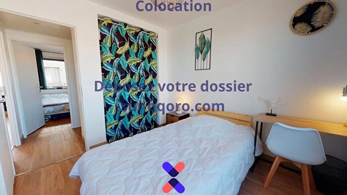 Appartement à louer - Charras, Clermont-Ferrand - 5 pièces - 4 chambres