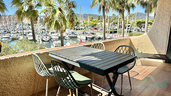 Appartement à vendre - Cogolin, Port Cogolin - 3 pièces - 2 chambres