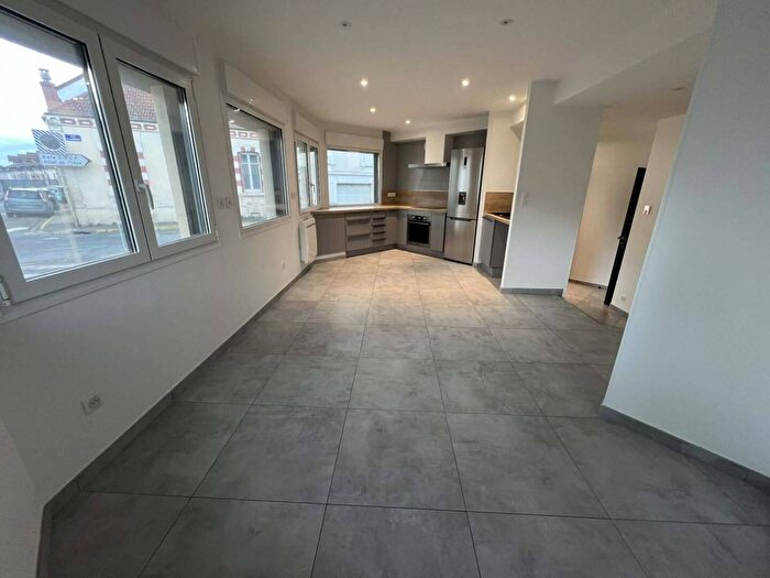 Appartement à louer - Montluçon - 2 pièces - 1 chambre