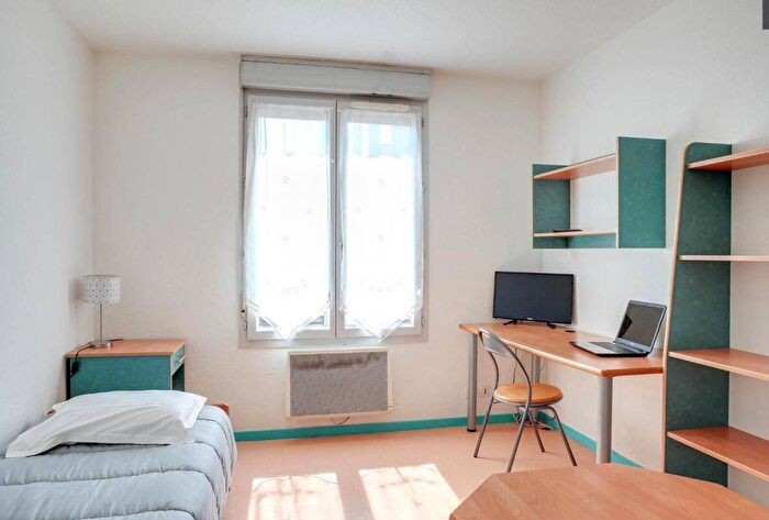 Appartement à louer - Colline des Pères-Tardy, Saint-Étienne - 1 pièce