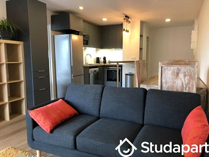 Appartement à louer - Nesles Nord, Champs-sur-Marne - 1 pièce - 1 chambre