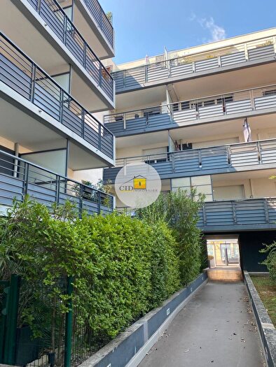 Le-Prainet, Décines-Charpieu - Appartement 2 pièces à louer
