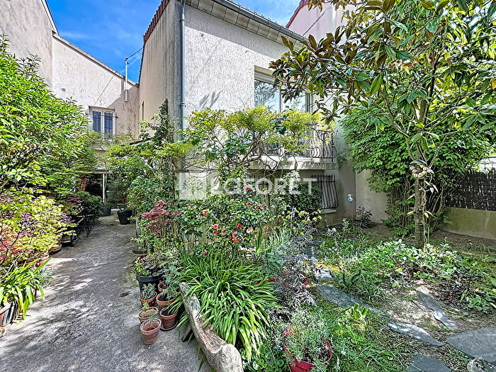 Villejuif, Louis Aragon, Vaux de Rome : Maison 6 pièces à vendre