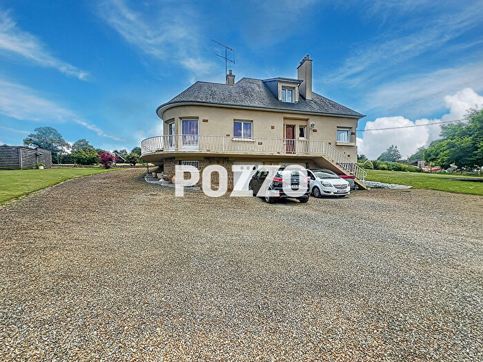 Maison 5 pièces à Saint-Hilaire-du-Harcouët, à vendre