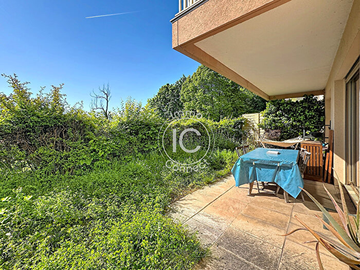 Appartement à vendre - Sainte-Foy-lès-Lyon, Centre-ville - 2 pièces - 1 chambre