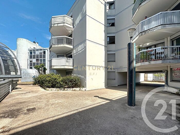 Noisy-le-Grand, Ouest - Appartement 2 pièces à louer