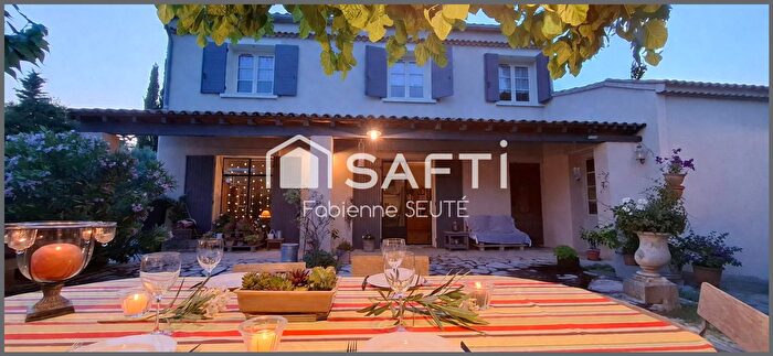 Maison à vendre - Carpentras, Serres, Peyrière - 8 pièces - 6 chambres