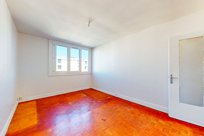 Maisons-Alfort, Alfort : Appartement 3 pièces à vendre