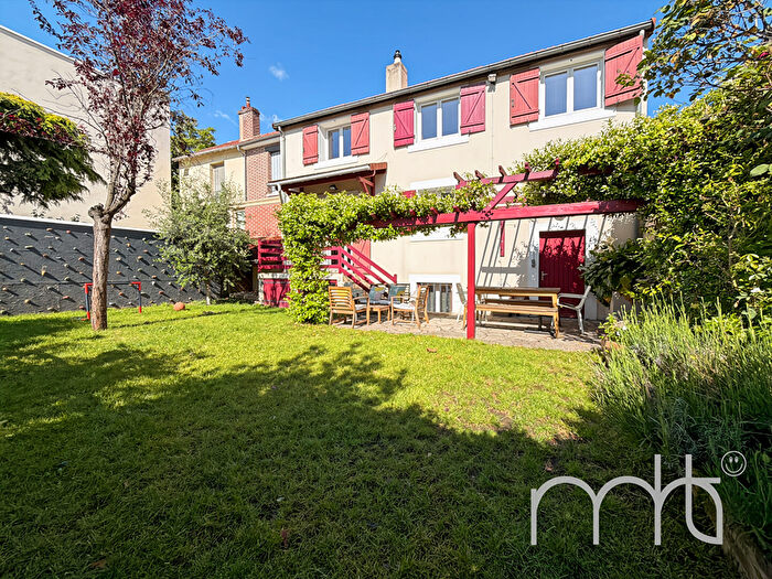Asnières-sur-Seine, Coubertin - Maison 5 pièces à vendre