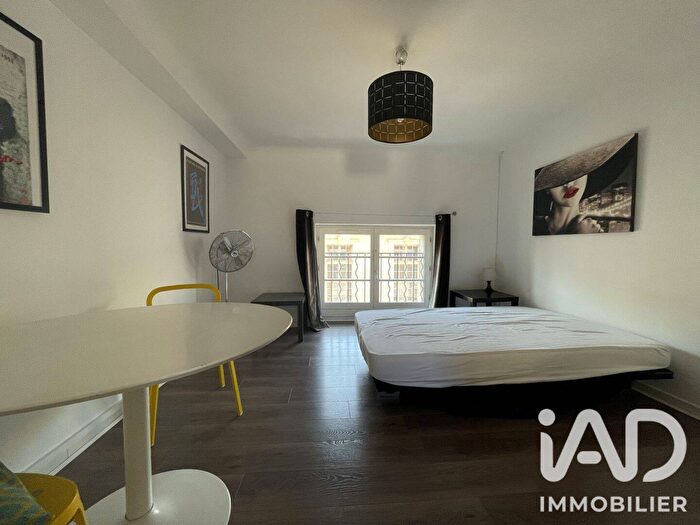 Appartement 1 pièce à Zone Pietonne, Avignon, à louer