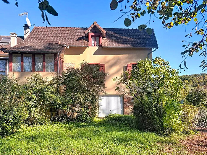 Maison à vendre - Meyssac - 5 pièces - 3 chambres