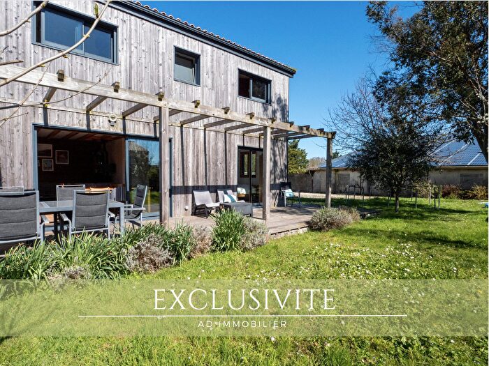 Maison à vendre - La Rochelle - 6 pièces - 5 chambres