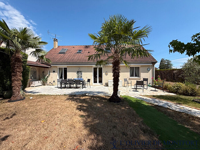 Maison 6 pièces à vendre à Les Essarts-le-Roi
