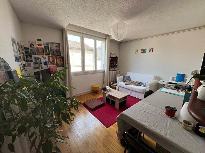 Appartement à louer - Sud, La Souterraine - 2 pièces - 1 chambre