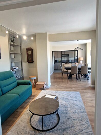 Appartement à vendre - Vaucresson - 7 pièces - 4 chambres