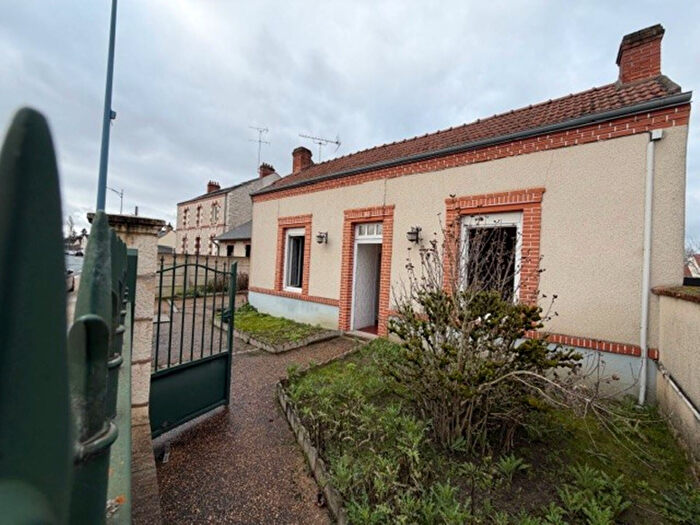 Maison à vendre - Fleury-les-Aubrais, Gare, Bannier, Bustière, Dessaux - 2 pièces - 1 chambre