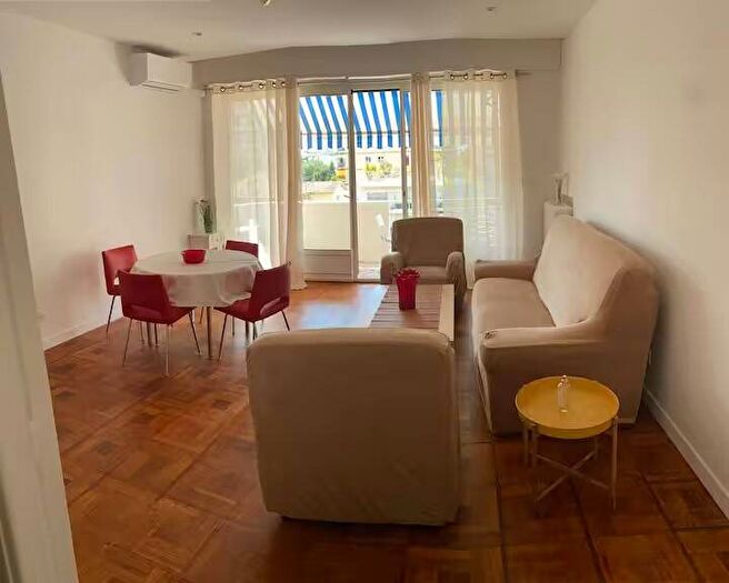 Appartement à louer - Saint Maurice, Nice - 2 pièces - 1 chambre
