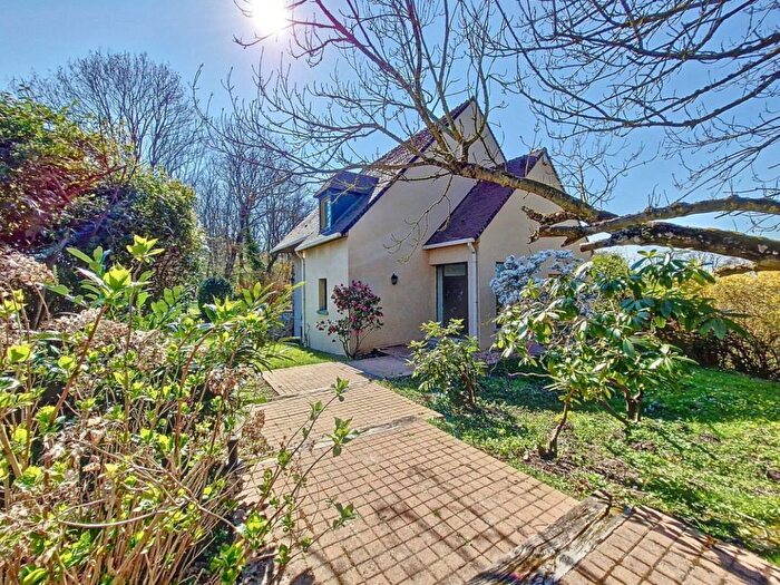 Maison à vendre - Magny-en-Vexin - 10 pièces - 3 chambres