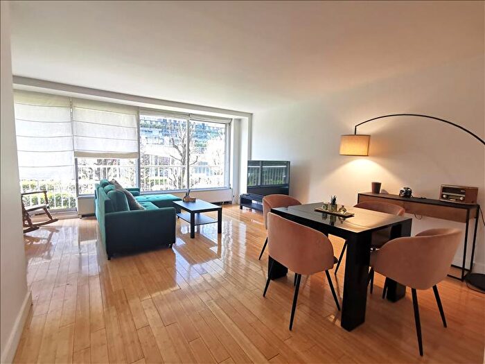 Puteaux, Front de Seine Bellini : Appartement 2 pièces à louer