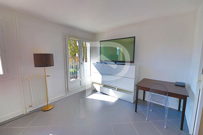 Appartement à louer - Le Vésinet, Charmettes, Merlettes - 1 pièce - 1 chambre