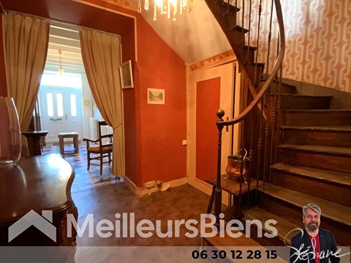 Montendre - Maison 9 pièces à vendre