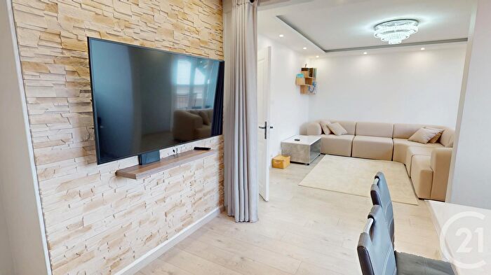 Appartement à vendre - Pontarlier, Le Stand - 3 pièces - 2 chambres