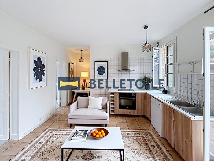 Appartement à vendre - Maisons-Alfort, Charentonneau - 3 pièces - 2 chambres