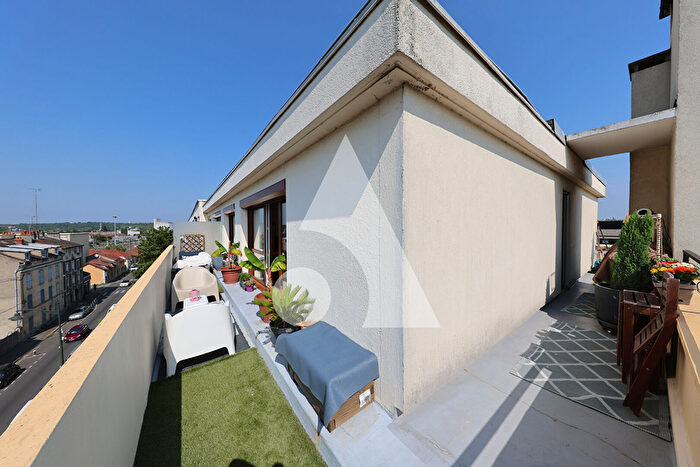 Appartement à vendre - Corbeil-Essonnes, Centre-ville - 2 pièces - 1 chambre