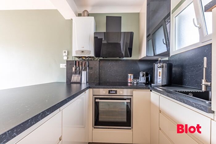 Appartement à louer - Fougères, Paron, Orières, Ecartelée, Bonabry - 2 pièces - 1 chambre