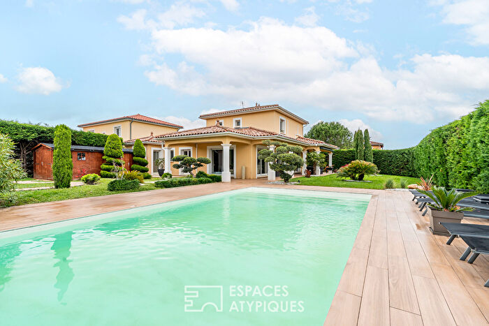 Maison à vendre - Saint-Bonnet-de-Mure - 7 pièces - 5 chambres