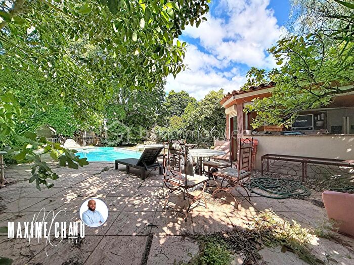 Poussan : Maison 8 pièces à vendre