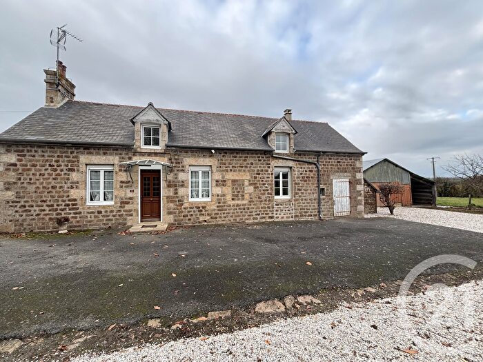 Maison à vendre - Ceaucé - 5 pièces - 3 chambres