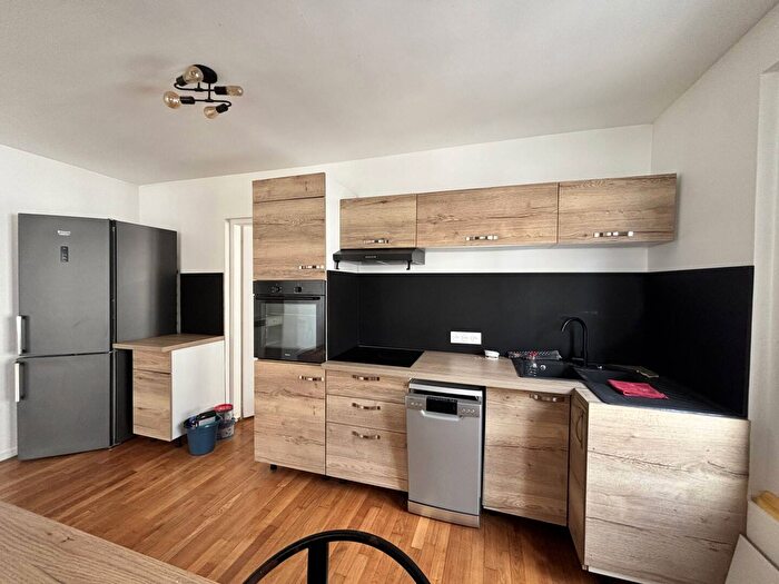 Appartement à louer - Le Port, Caen - 3 pièces - 2 chambres