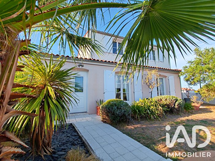 Maison 5 pièces à vendre à Nieul-sur-Mer