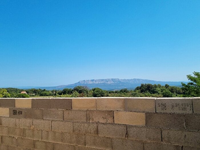 Appartement à vendre - Saint-Savournin - 3 pièces - 2 chambres