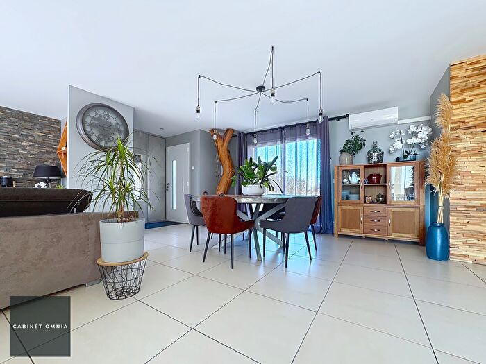 Maison à vendre - Lizac - 5 pièces - 4 chambres