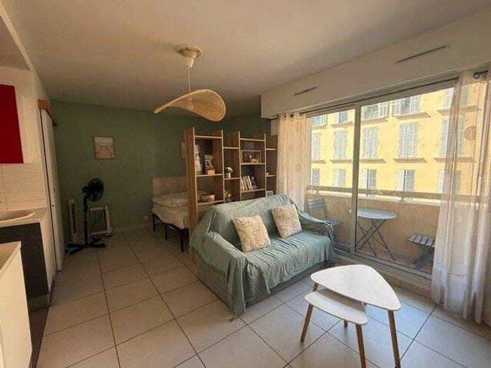 Appartement 1 pièce à Hyères, à louer