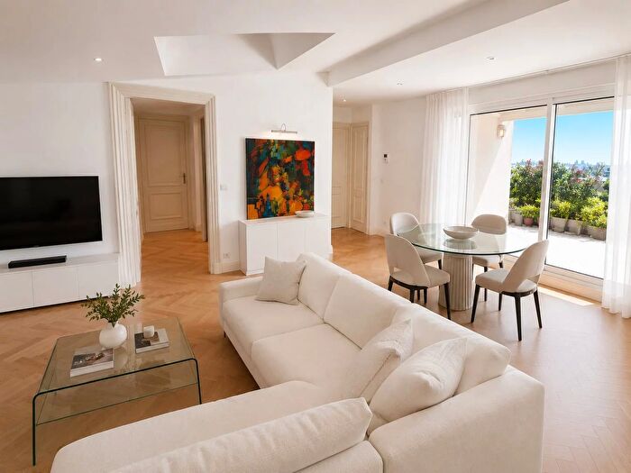 Appartement 3 pièces à vendre - Paris 8ème, Triangle d'Or