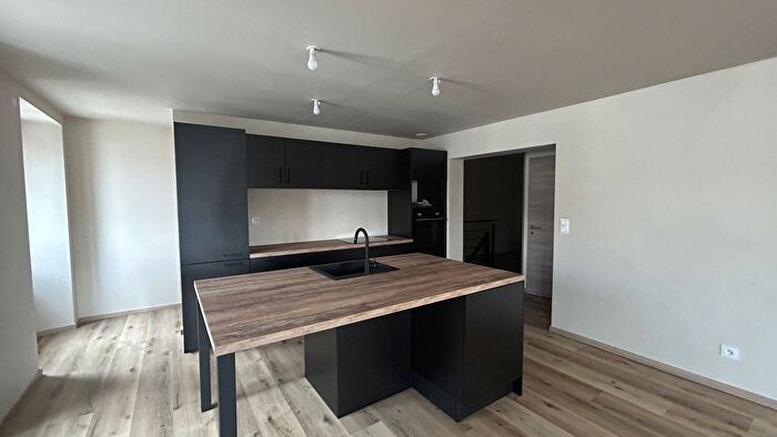 Appartement 3 pièces à Châlonvillars, à louer