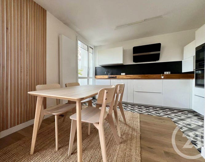 Appartement 3 pièces à Évry-Courcouronnes, à louer