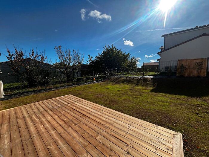 Maison à louer - Fronton - 4 pièces - 3 chambres