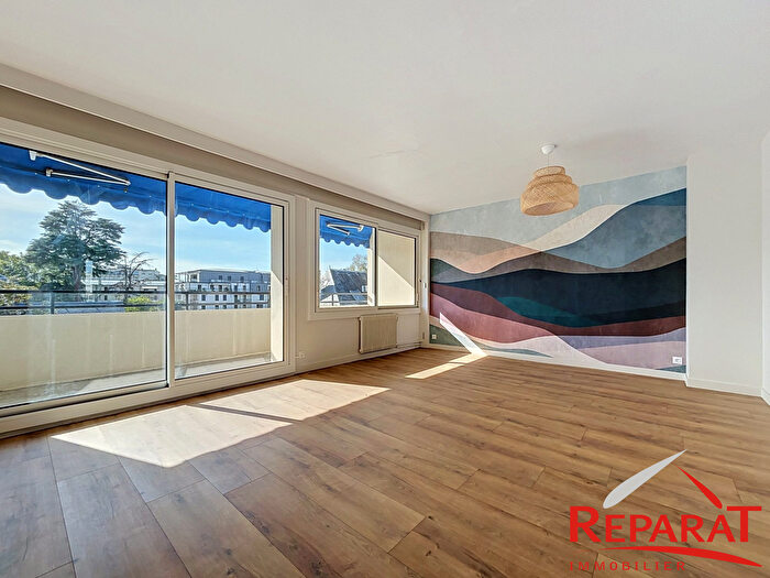 Brive-la-Gaillarde, Centre-ville, Pont Cardinal, Champanatier : Appartement 4 pièces à vendre