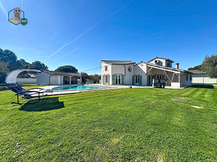 Maison à vendre - Merville - 8 pièces - 5 chambres